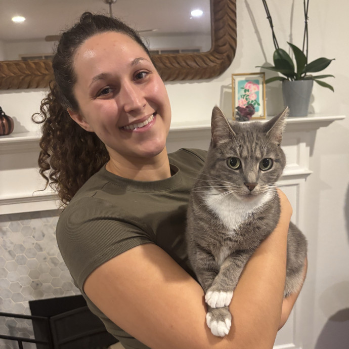 Indigo | Cat Sitter in Seattle, WA | Meowtel